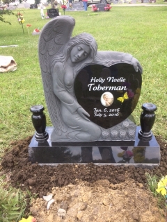 TOBERMAN - Frisbie Monuments