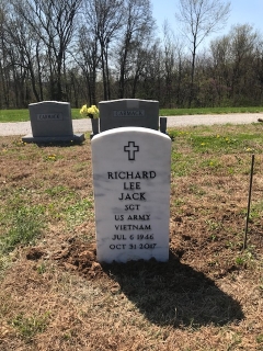 JACK - Frisbie Monuments