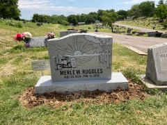 RUGGLES - Frisbie Monuments